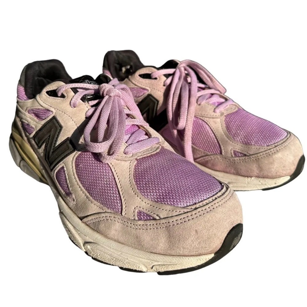 Super Rare New Balance 990 Unreleased Colorway “Laven… - Gem